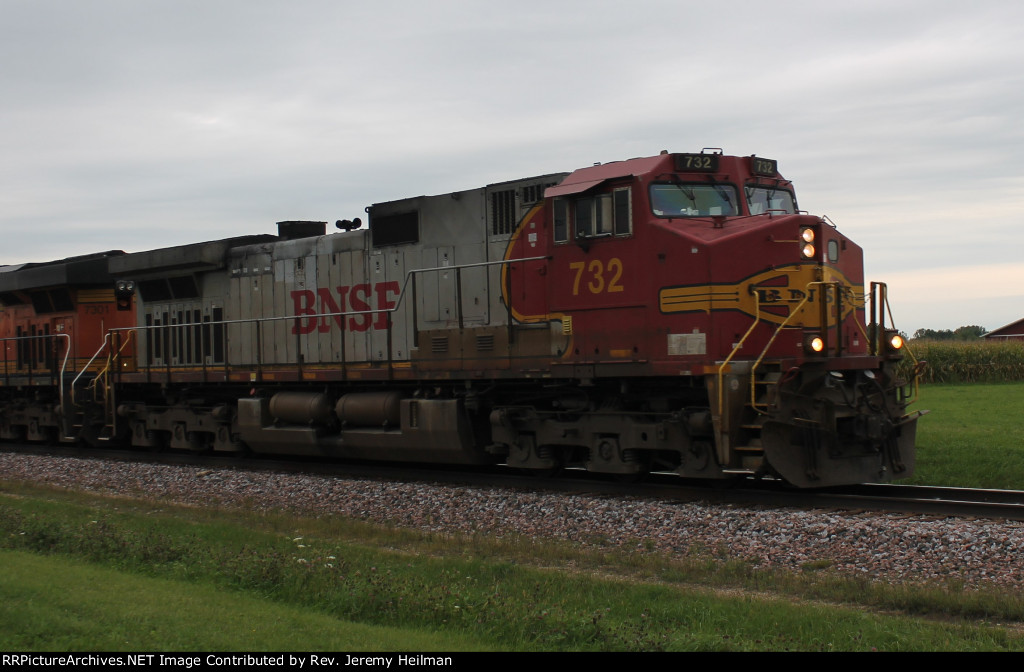 BNSF 732 (2)